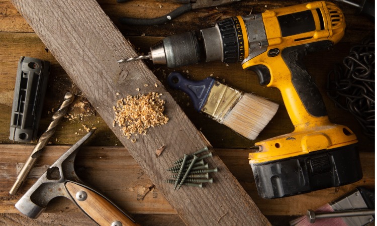 Crafting Success: Essential Tools for Today's Contractor